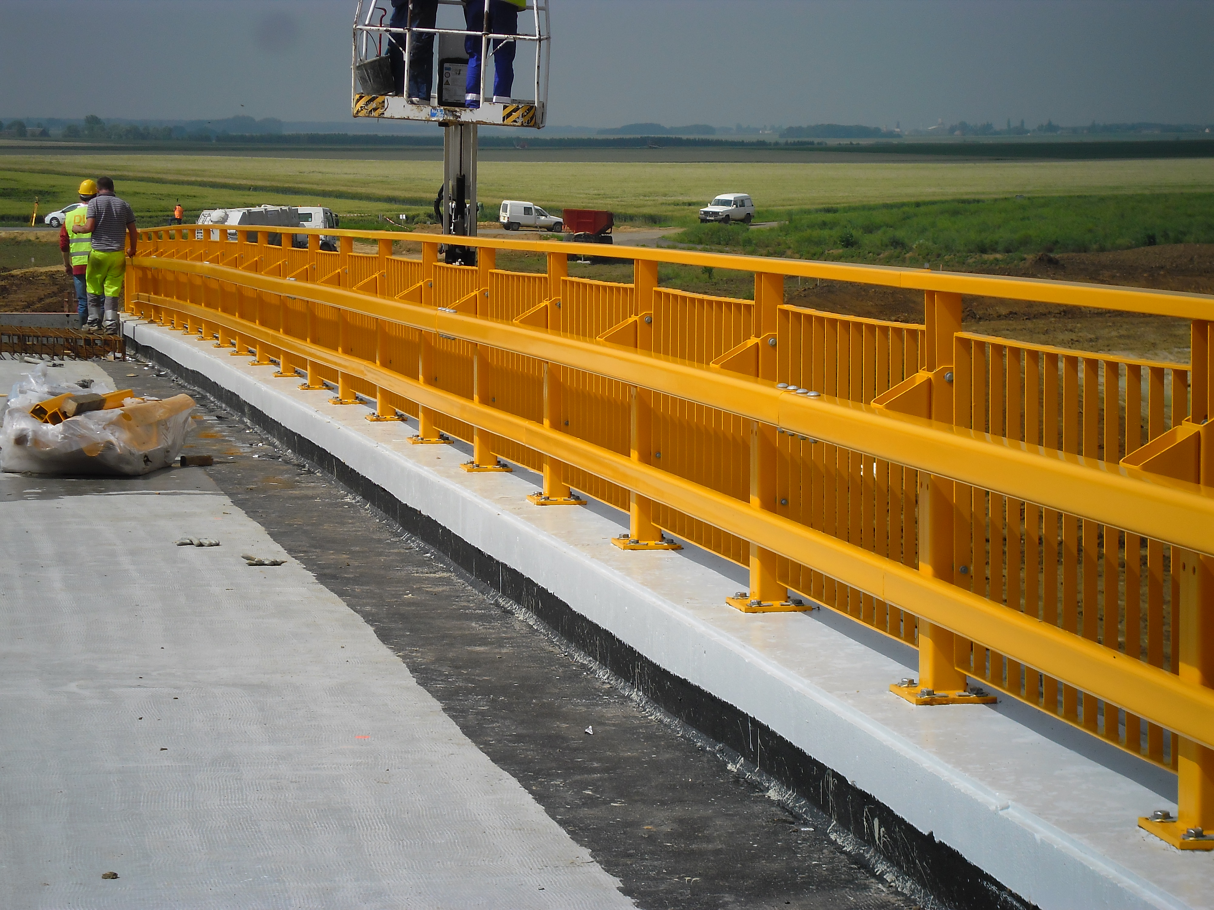 GCDF Bridge parapet with guardrail - Rousseau